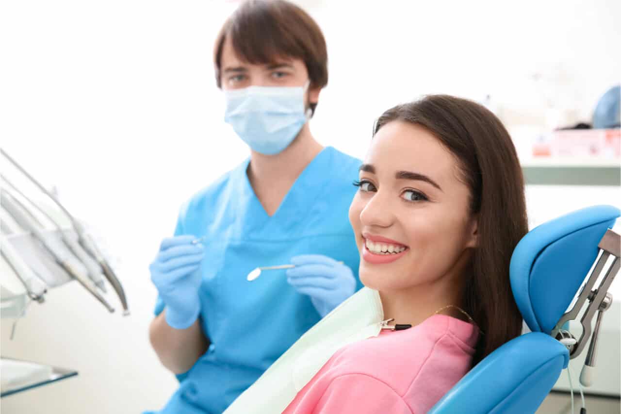 What Causes Flared Teeth? | Cosmetic and Laser Dentistry - Dr Loos